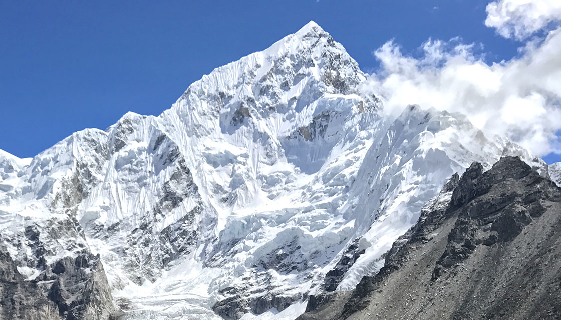 LIVING THE EVEREST DREAM A STEP AT A TIME - Hiking Malaysia